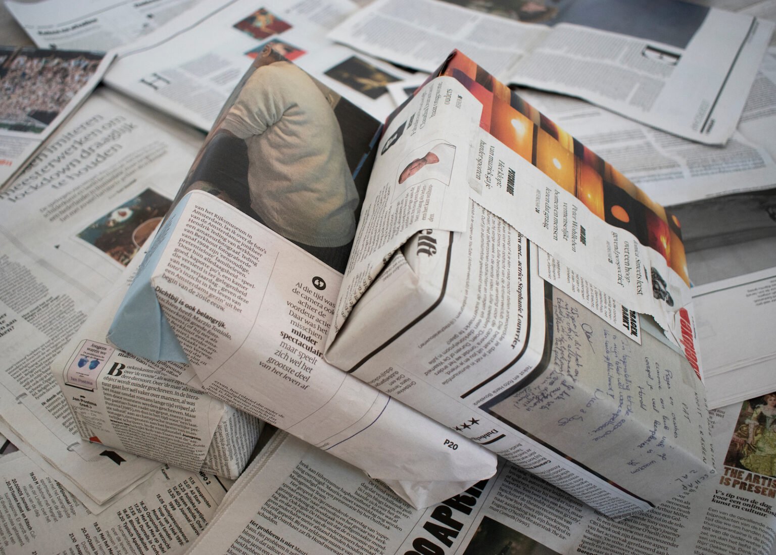 16 Creative Ways to Reuse Old Books - The Kanso